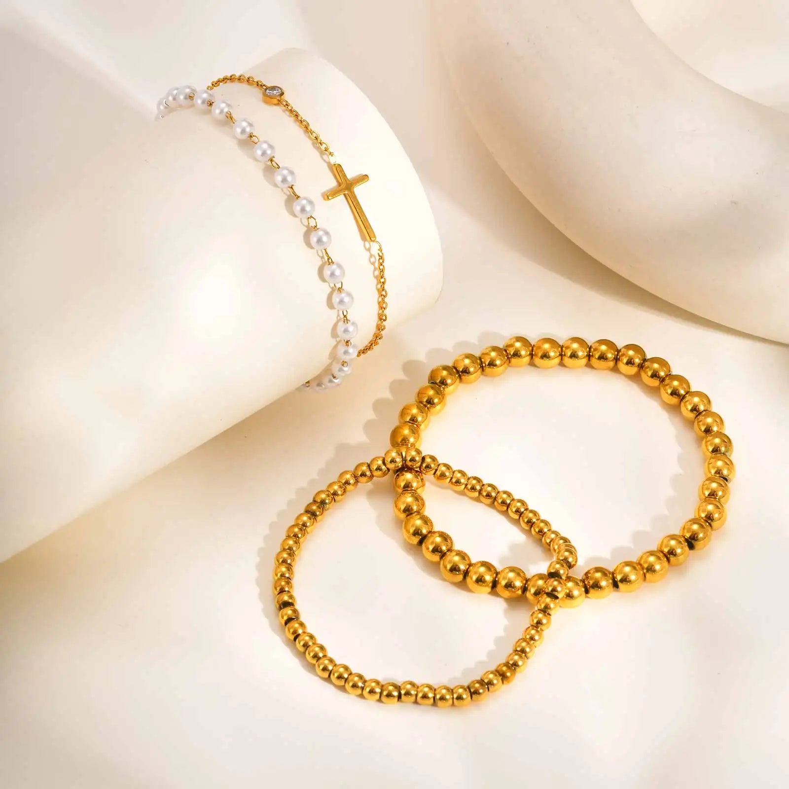 Pearl Bead Stacking Bracelet | Victoria Emerson