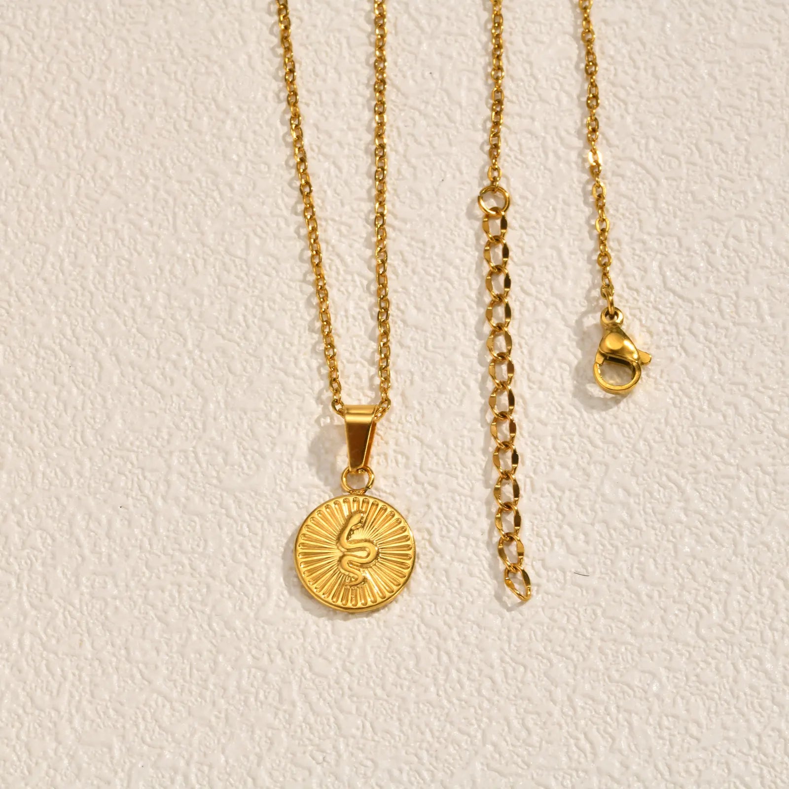 Round Disc Handmade Animal Snake Pendant Necklace, Women's Stainless S ...